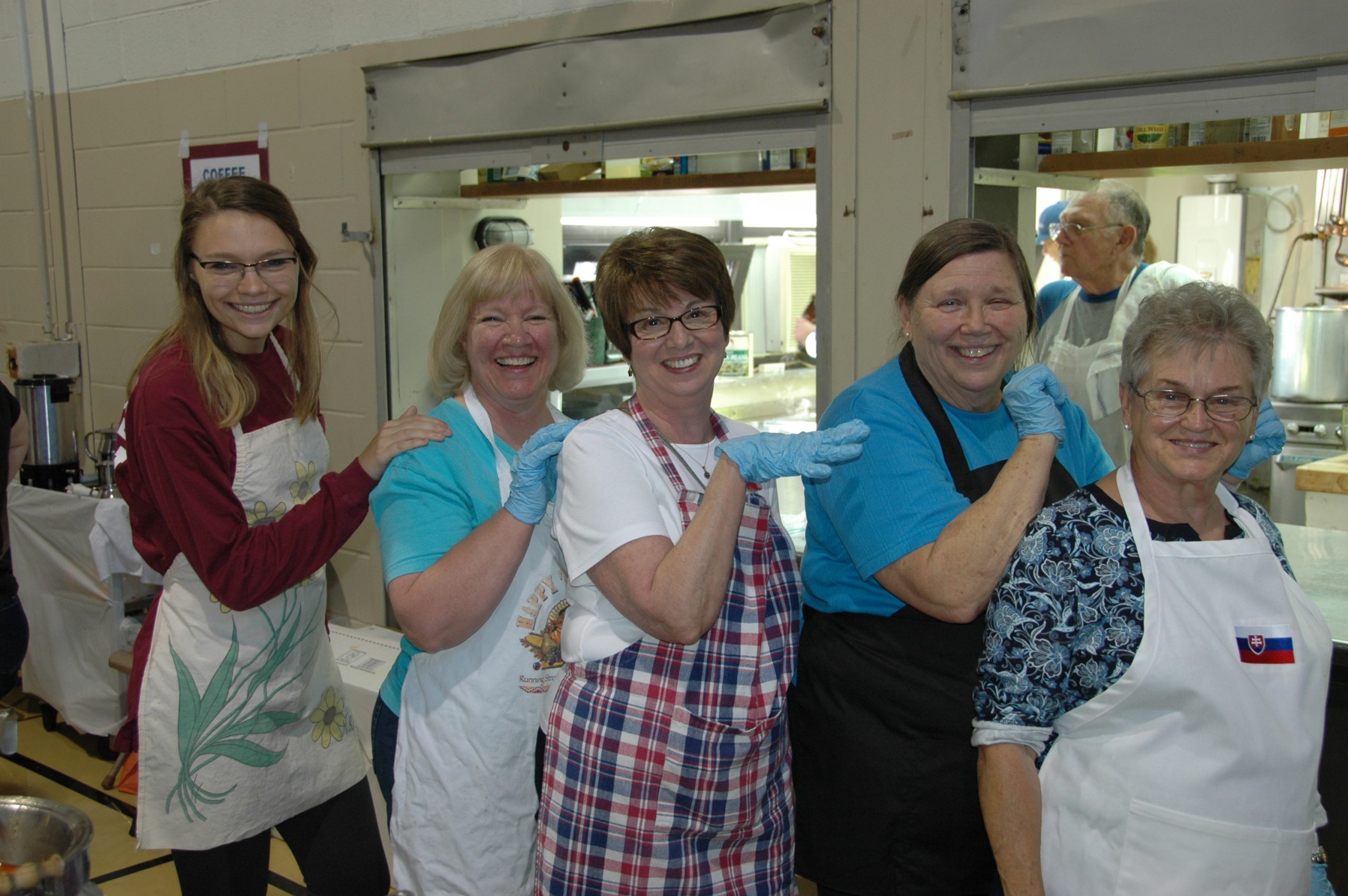 Slovak-Fest Serving Ladies – St. Lucas Evangelical Lutheran Church